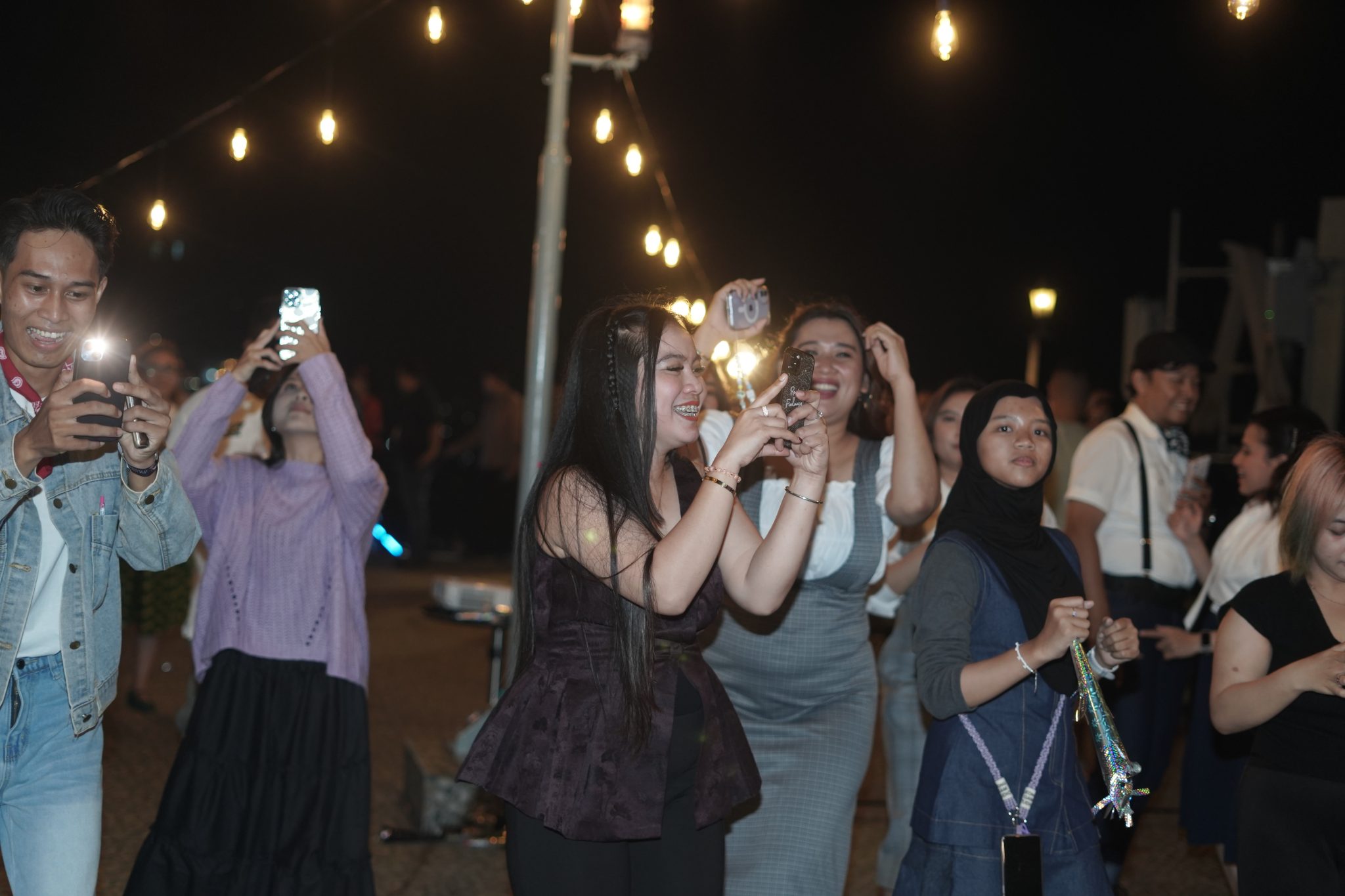Retro Night :The Alana Surabaya Hadirkan Retro Night Sambut Tahun Baru ...